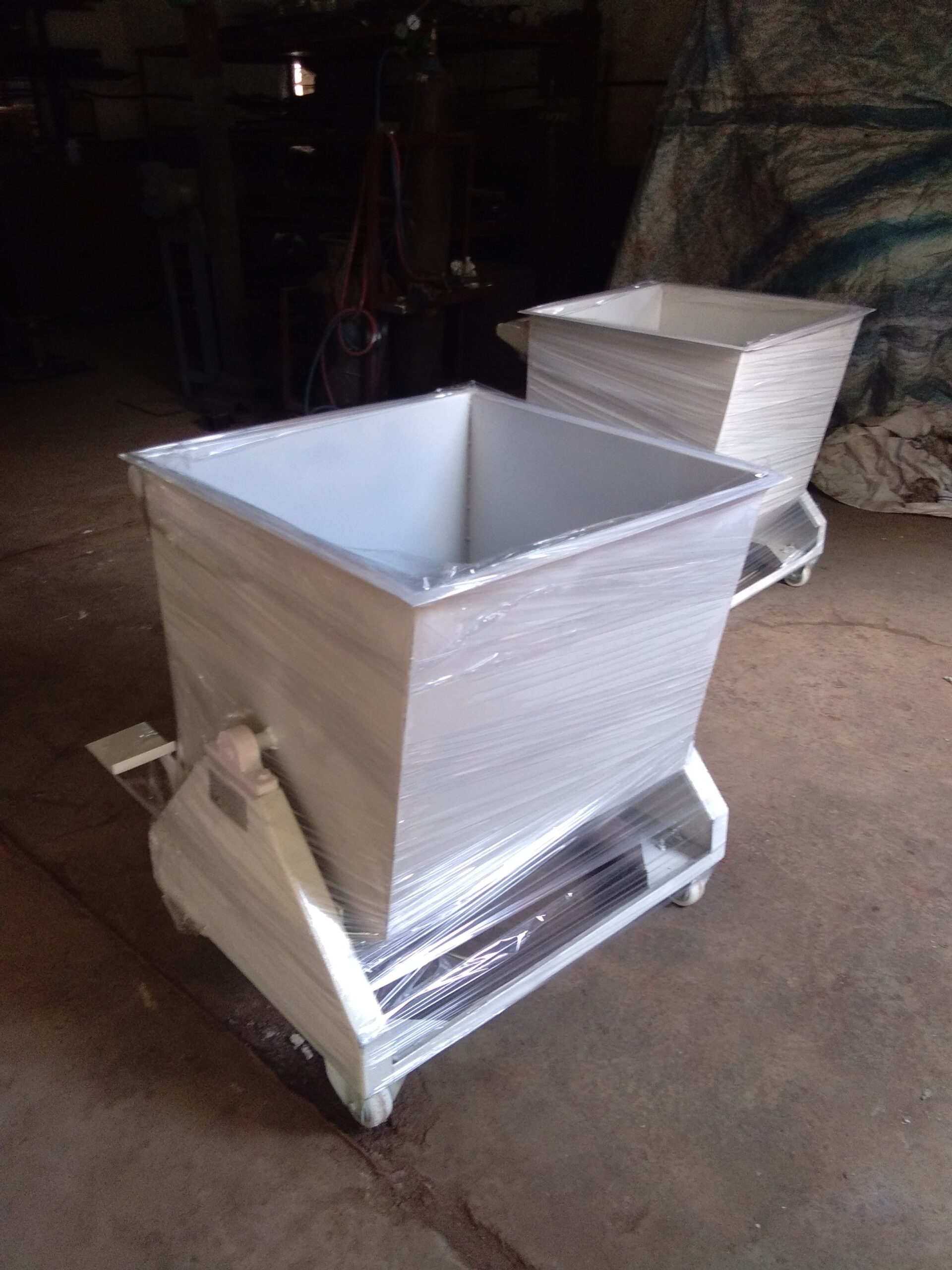 Industrial Chip Trolley Manufacturer in India | Megamech Industries